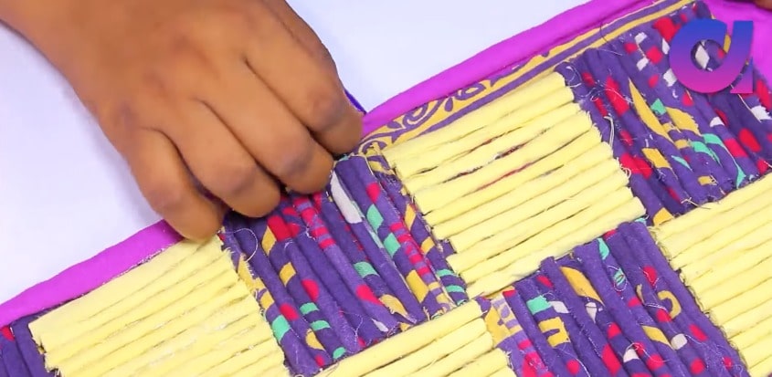 How to Reuse Your Old Clothes to Make Rugs, Carpet, Table Mat - K4 ...